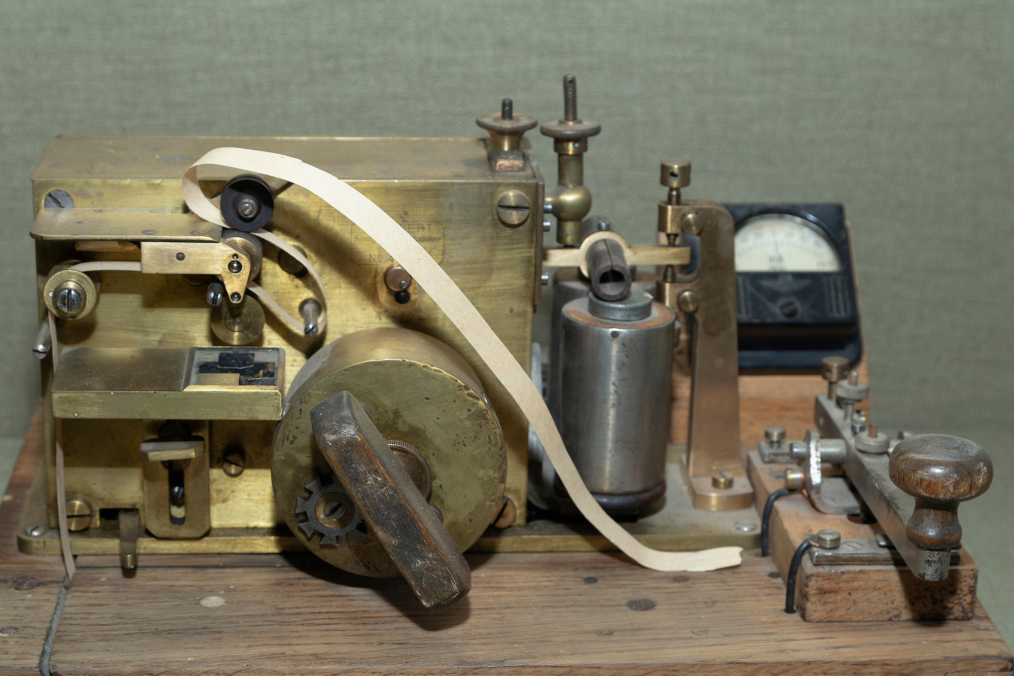 Codurile chineze şi telegraful - Revista Intelligence